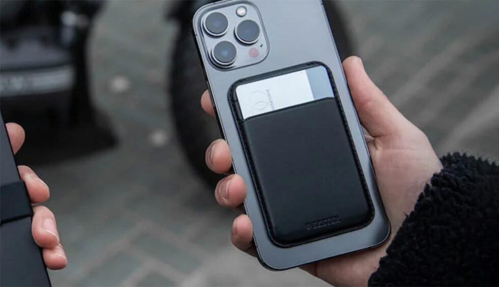 Win An Ekster MagSafe Card Holder - The Draw